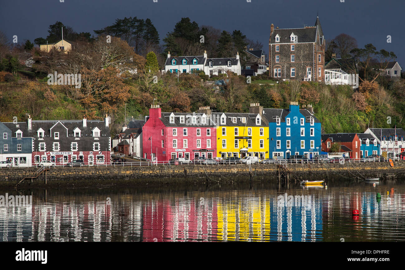 Tobermory Harbour on the Isle of Mull in Scotland Stock Photo - Alamy