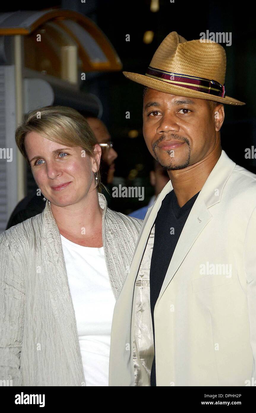 July 20, 2006 - Hollywood, California, U.S. - Sara Kapfer and her ...
