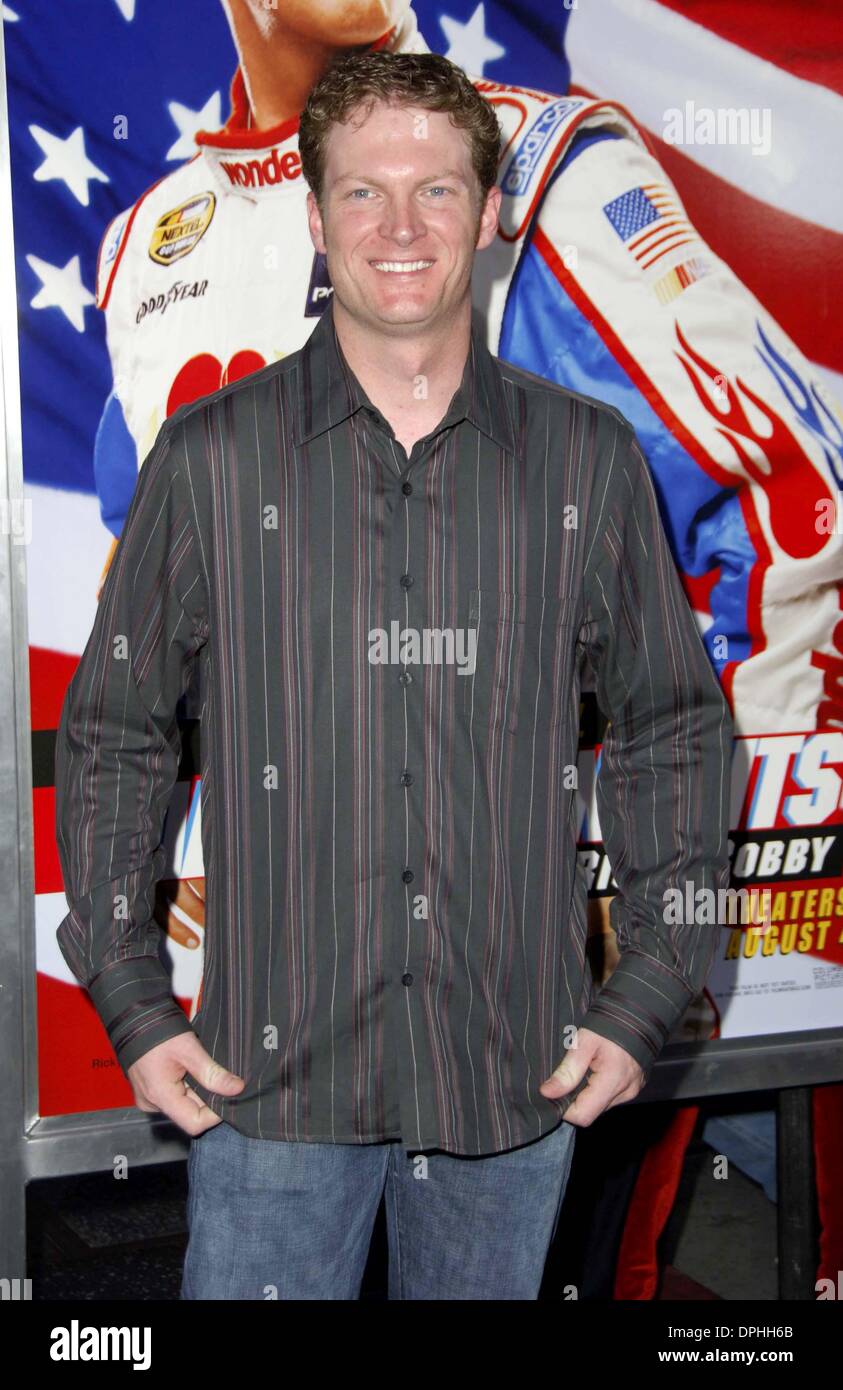 Dale earnhardt jr 2006 hi-res stock photography and images - Alamy
