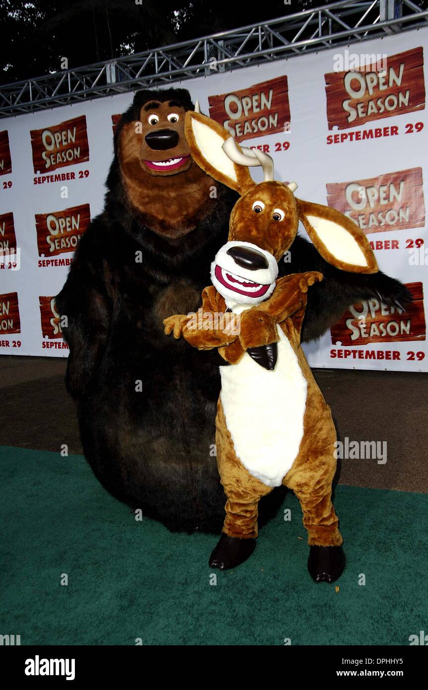 Sept. 25, 2006 - Hollywood, California, U.S. - .K49987MG.''OPEN SEASON ...