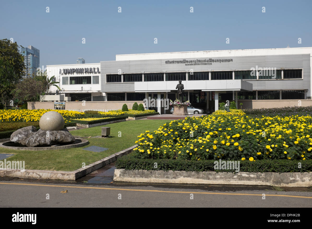 Lumpini Hall Lumpini Park Bangkok Stock Photo - Alamy