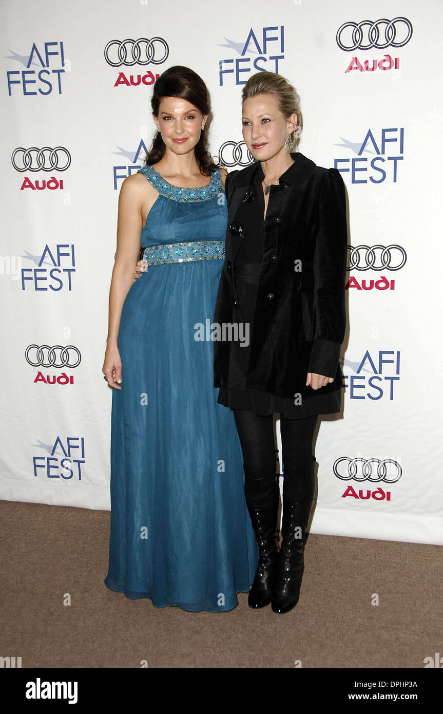 Nov. 10, 2006 - Hollywood, California, U.S. - Ashley Judd and Joey ...