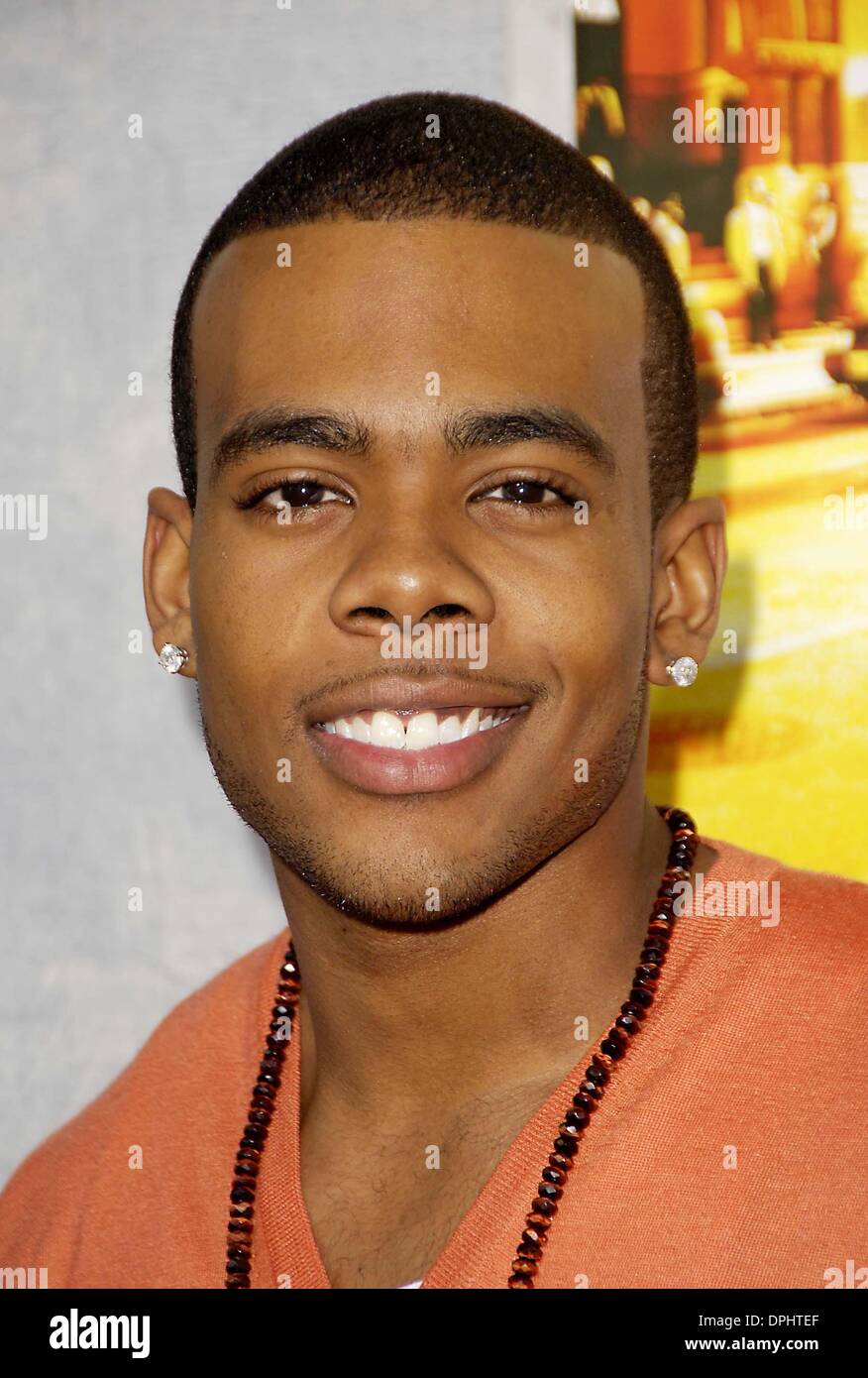 Mario step up 2006 hi-res stock photography and images - Alamy