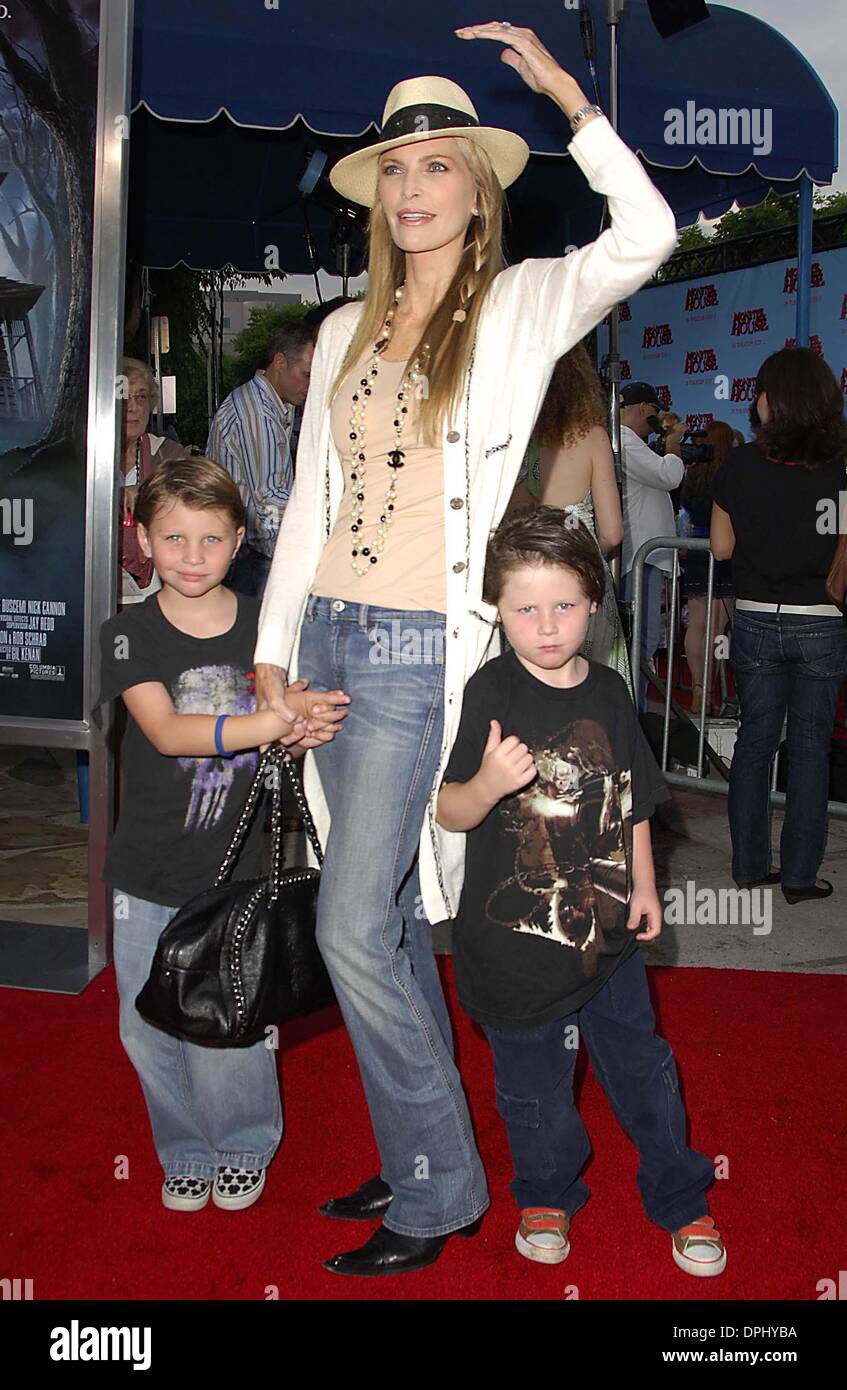 July 17, 2006 - Hollywood, California, U.S. - K49032MG.MONSTER HOUSE ...