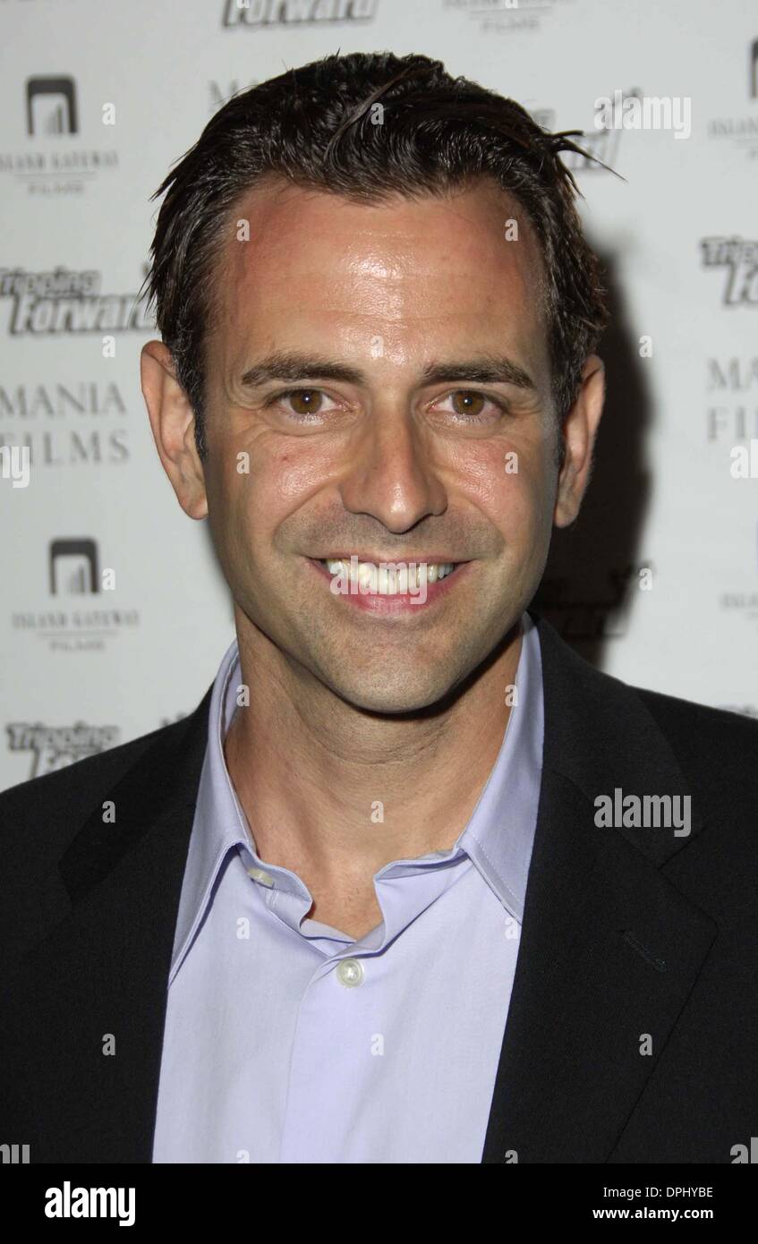 July 18, 2006 - Hollywood, California, U.S. - K49038MG.TRIPPING FORWARD ...