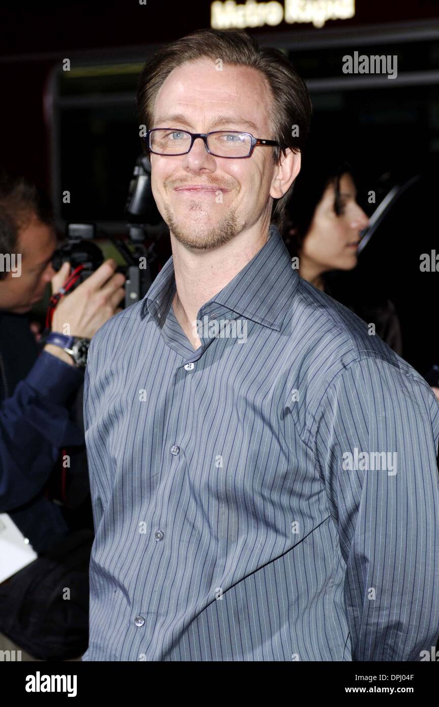 Employee of the month movie hi-res stock photography and images - Alamy