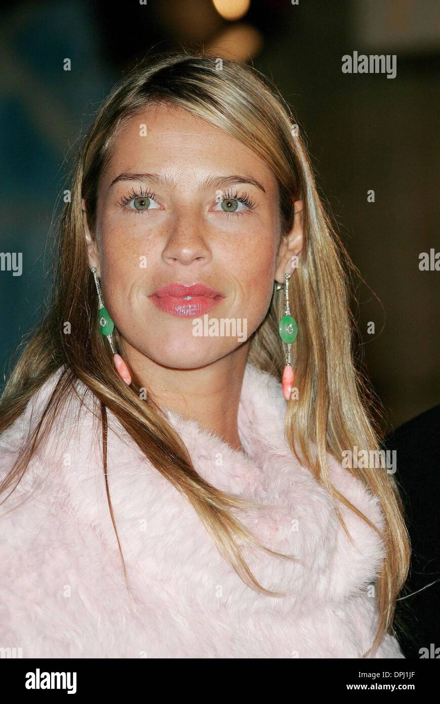 Dec. 27, 2005 - The Royal Albert Hall, LONDON, ENGLAND - LUANA PIOVANI ...