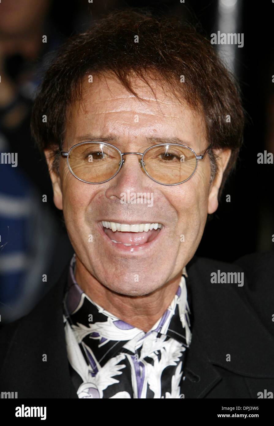 Cliff richard uk singer hi-res stock photography and images - Alamy