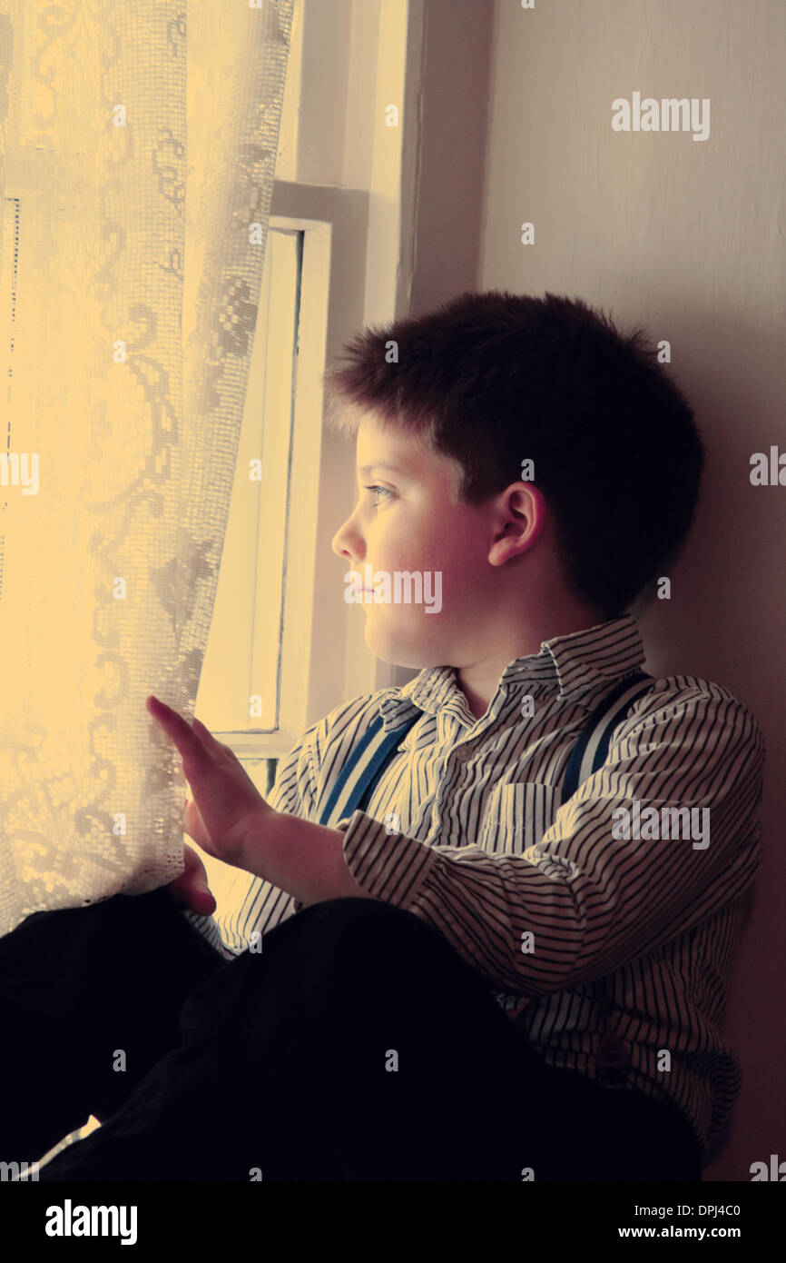 Old peer window hi-res stock photography and images - Alamy