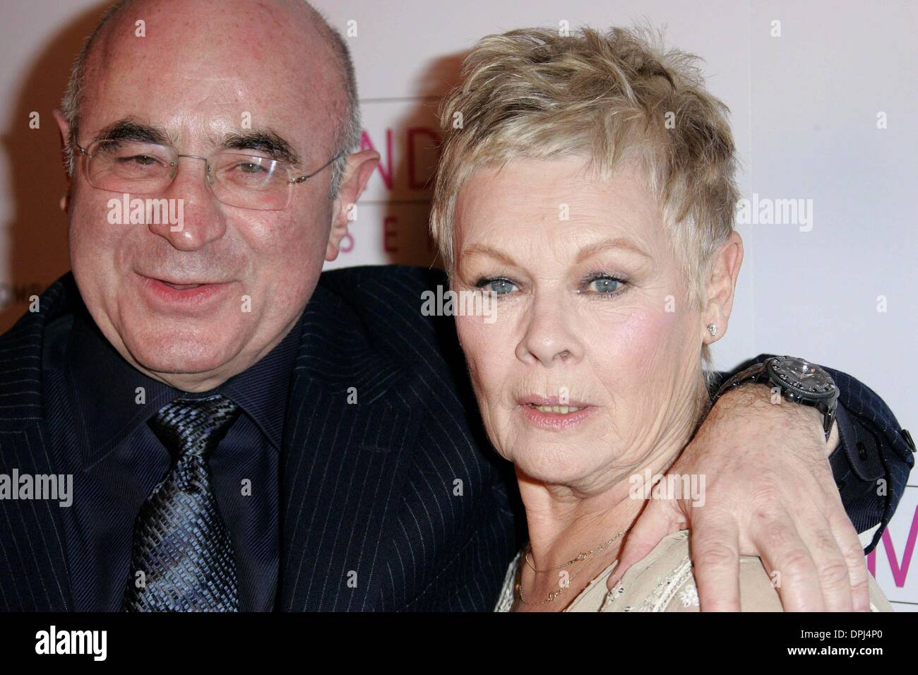 Jan. 18, 2006 - Beverly Hills, LOS ANGELES, USA - BOB HOSKINS & DAME ...