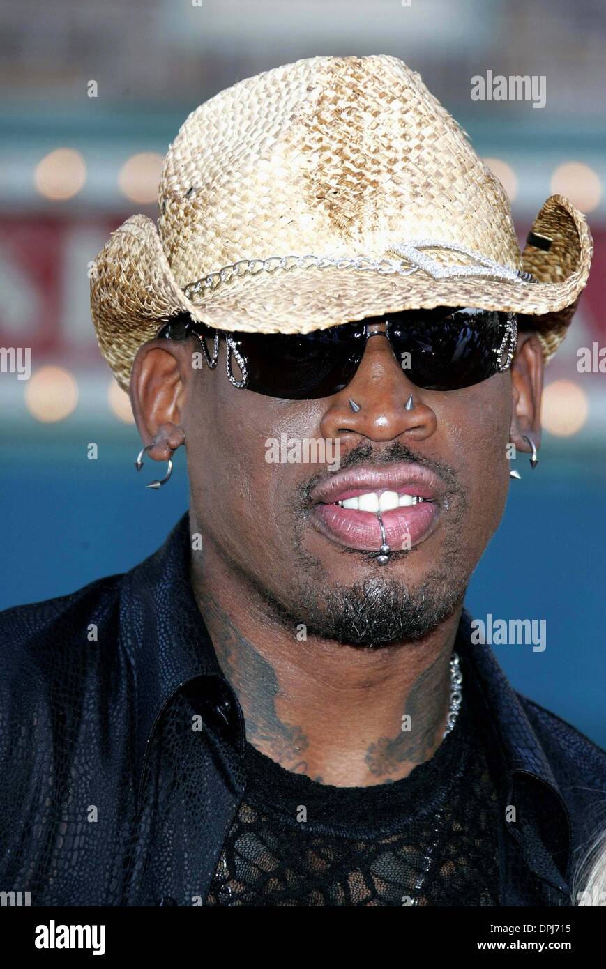 Nov. 2, 2006 - Disneyland, LOS ANGELES, USA - DENNIS RODMAN.BASKETBALL ...