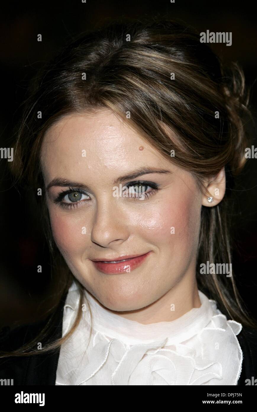 Dec. 28, 2006 - Los Angeles, CALIFORNIA, USA - ALICIA SILVERSTONE ...