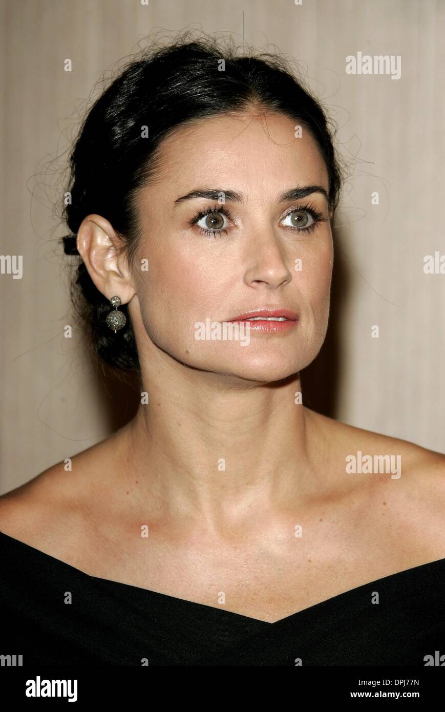 Dec. 28, 2006 - Los Angeles, CALIFORNIA, USA - DEMI MOORE.ACTRESS ...