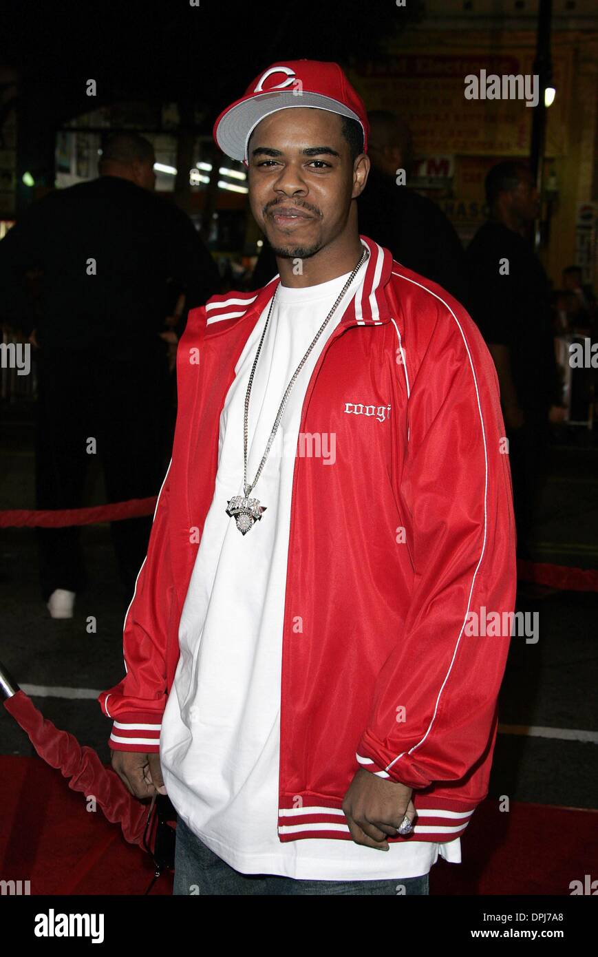 Dec 2005 chinese theatre hollywood hi-res stock photography and images ...