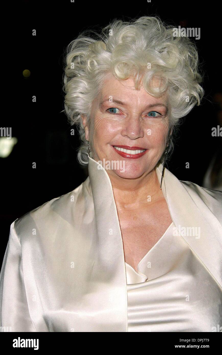 Fionnula flanagan actress hi-res stock photography and images - Alamy