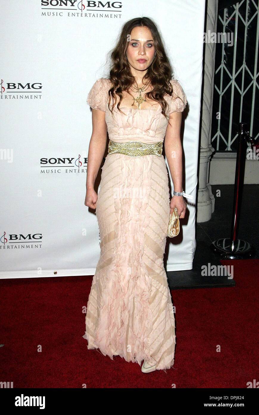 Fiona apple singer hi-res stock photography and images - Alamy