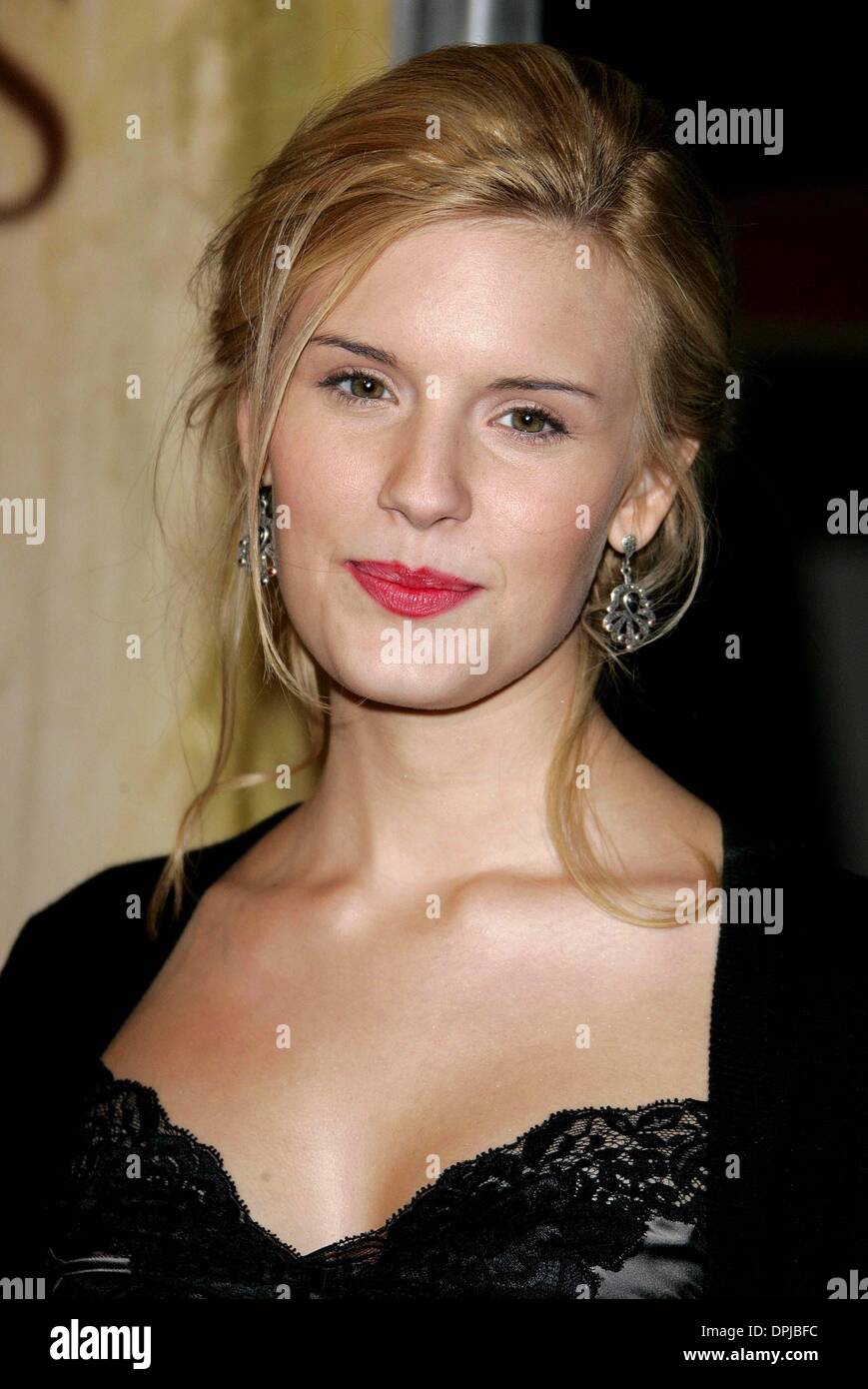 Maggie grace actress hi-res stock photography and images - Alamy