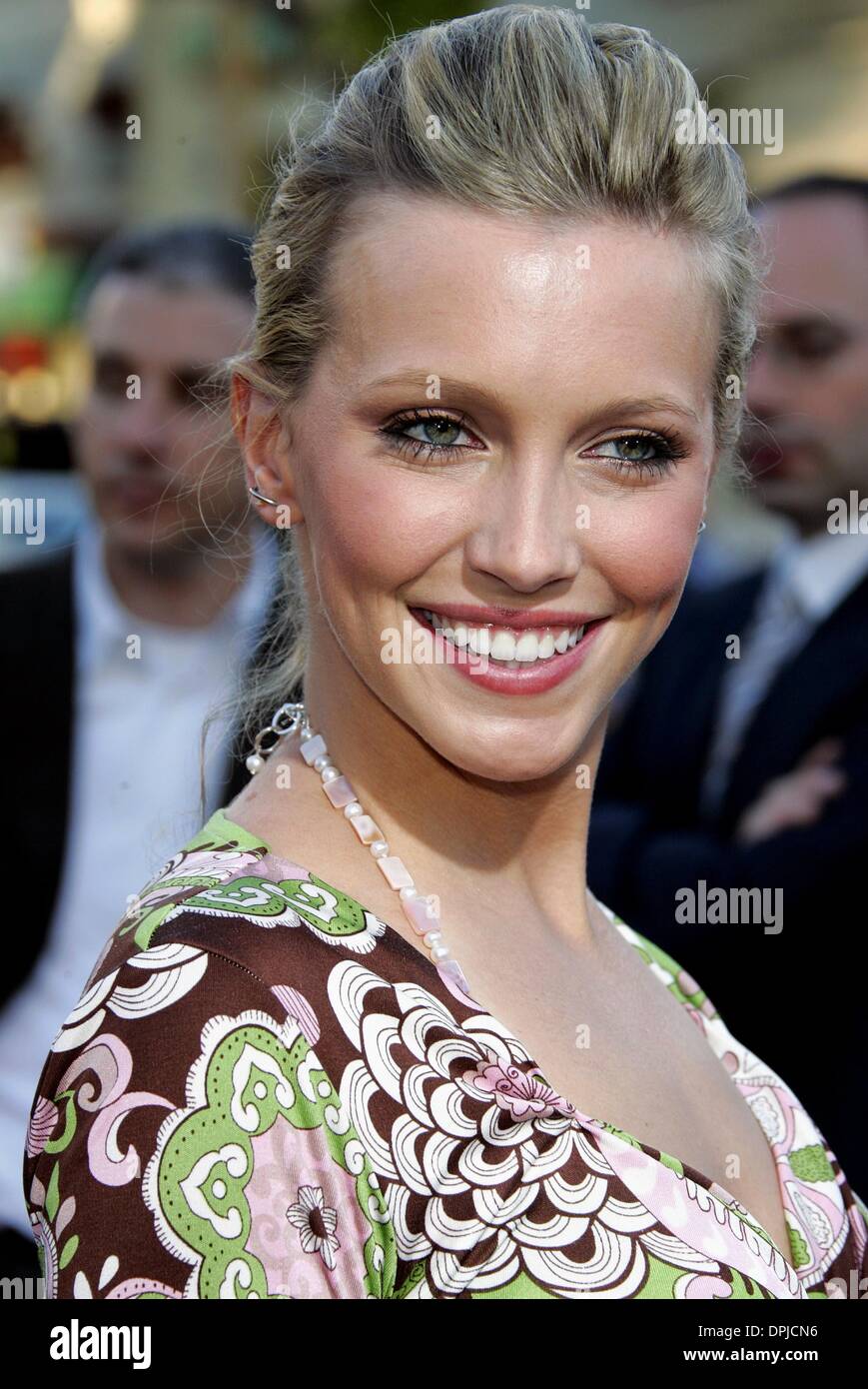 Oct 28 2006 Westwood Los Angeles Usa Katie Cassidy Actress