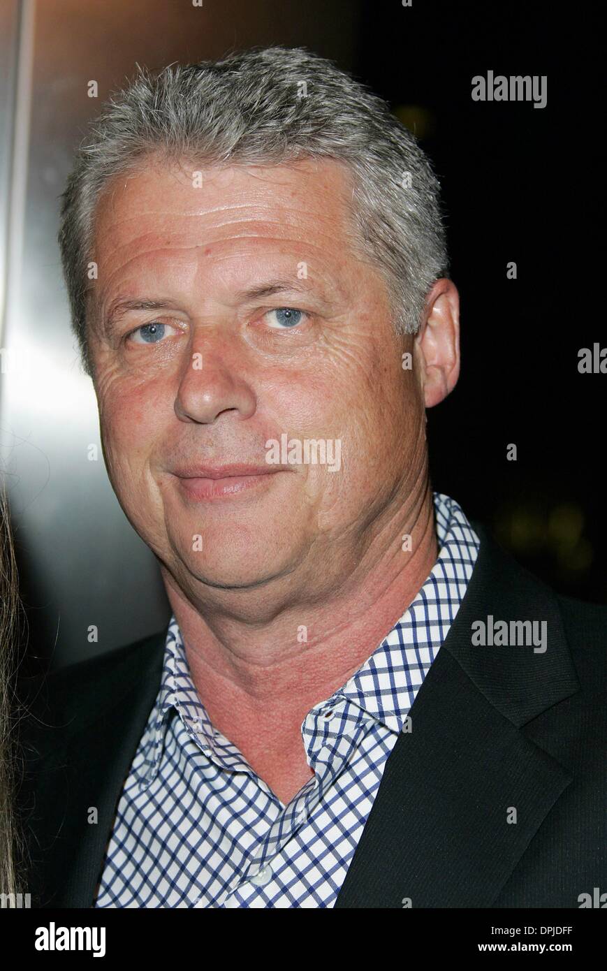 Director roger donaldson hi-res stock photography and images - Alamy
