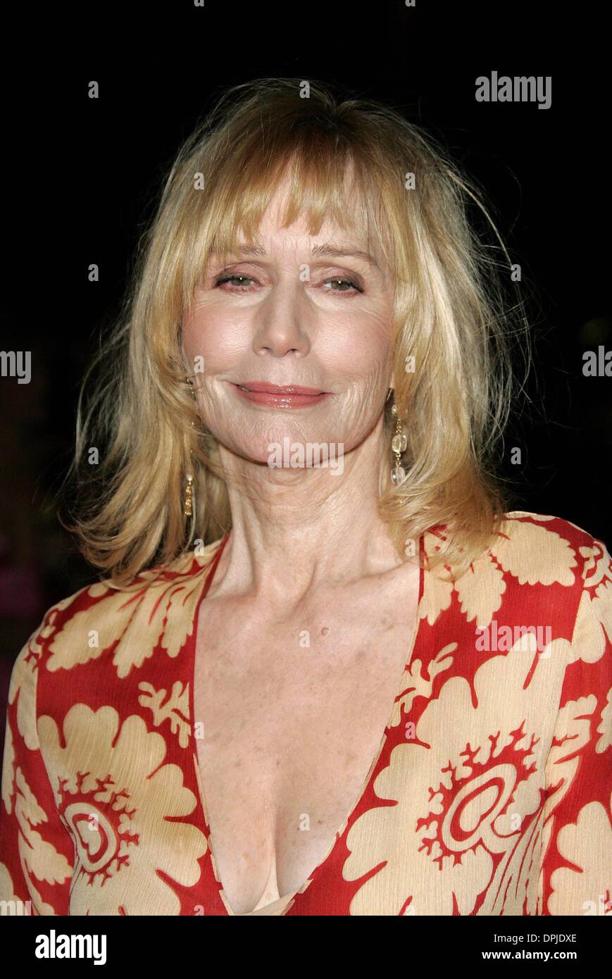 Sally kellerman actress hi-res stock photography and images - Alamy