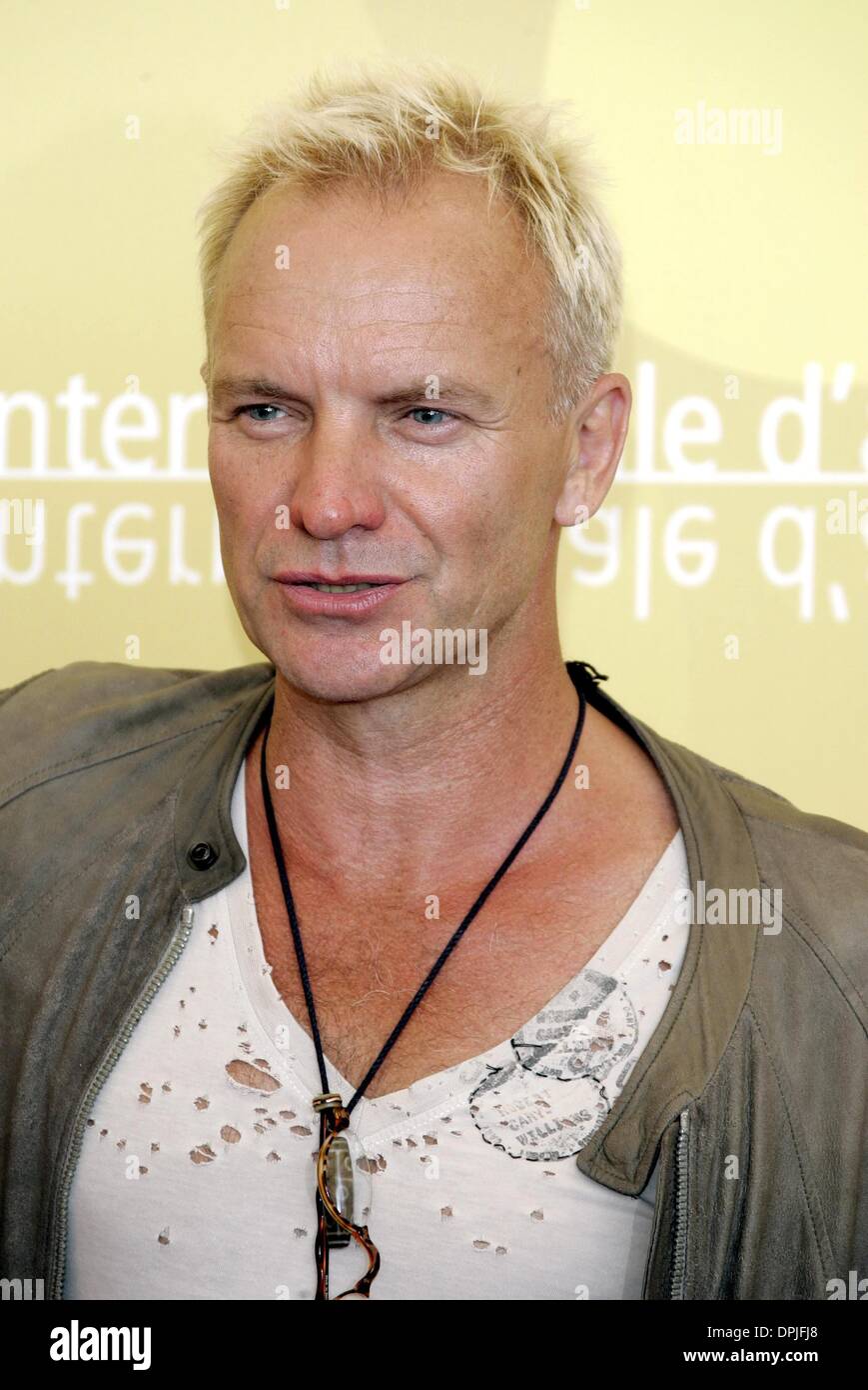 Sting singer hi-res stock photography and images - Alamy