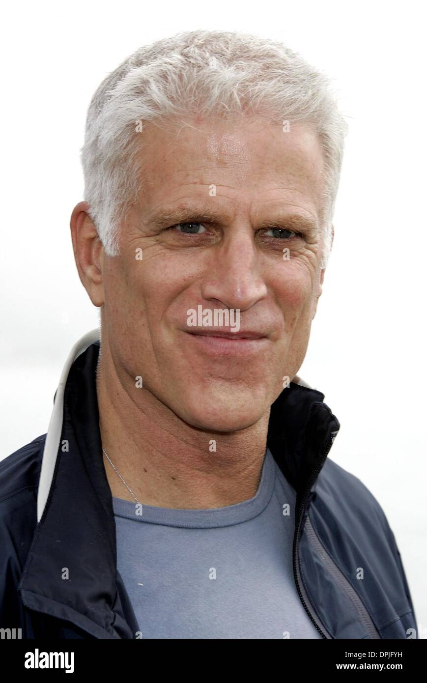 Ted danson actor hi-res stock photography and images - Alamy
