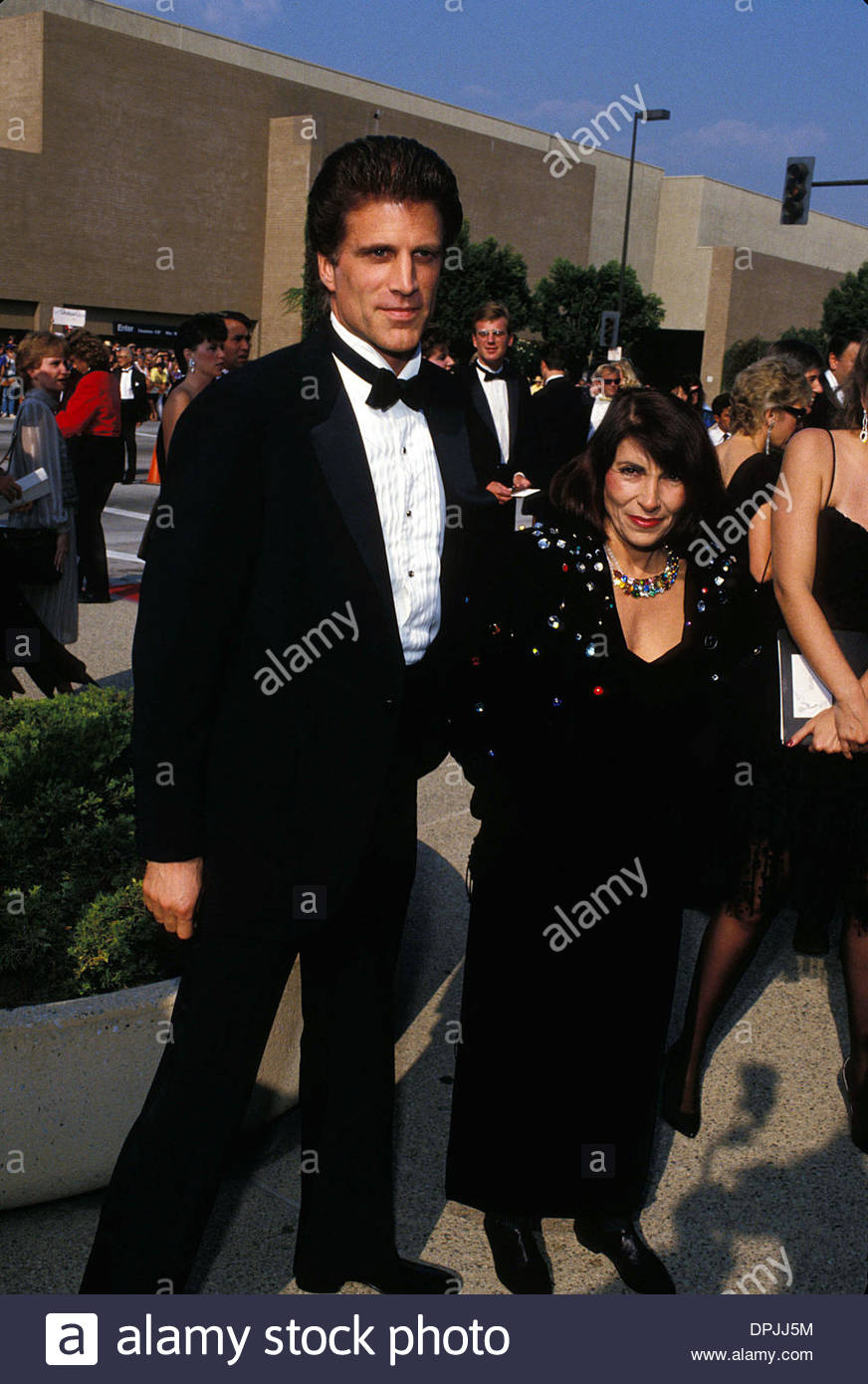 Sept. 21, 2006 - TED DANSON WITH HIS WIFE CASSANDRA COATES.( CASEY ...