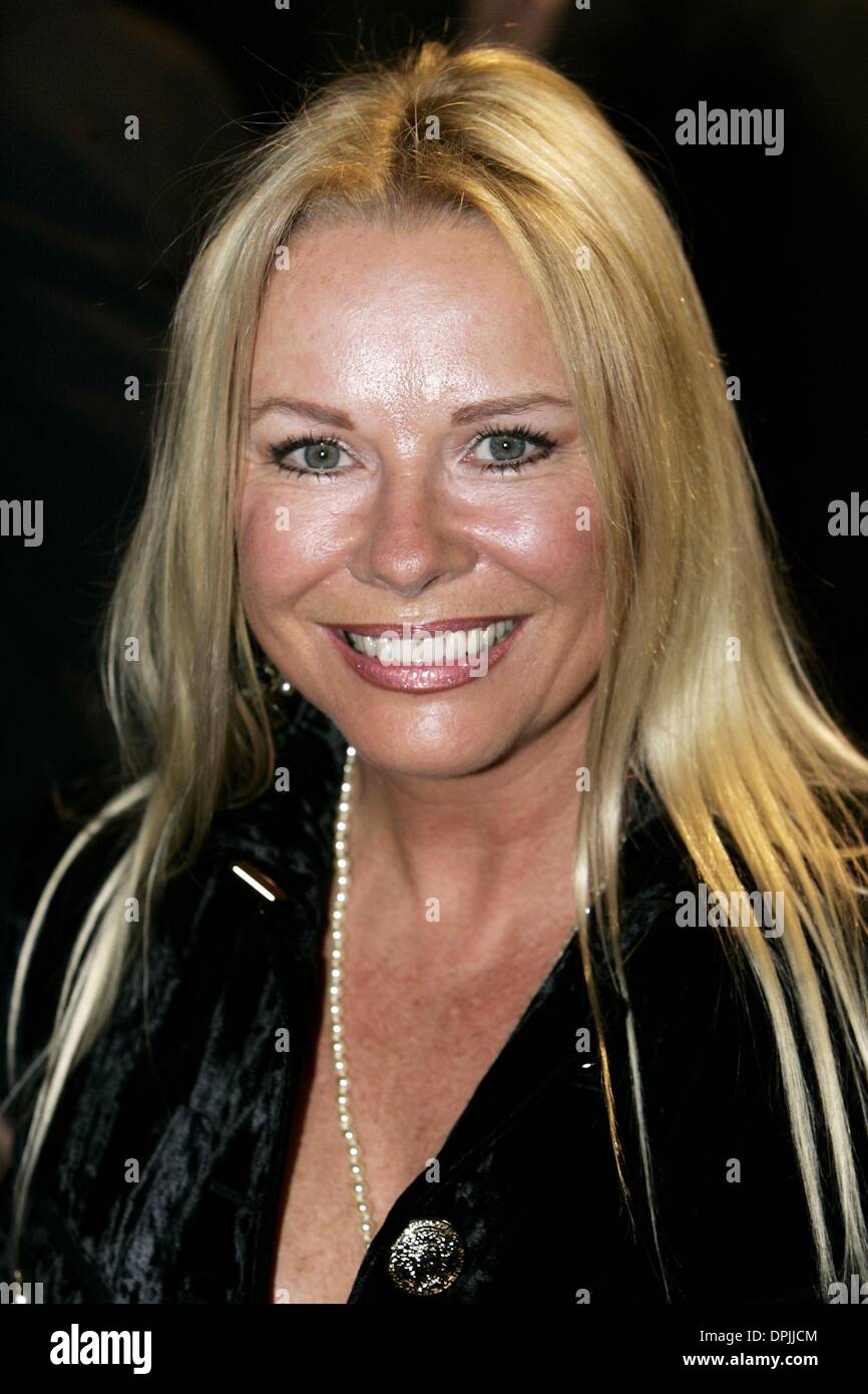Pamela stephenson hi-res stock photography and images - Alamy