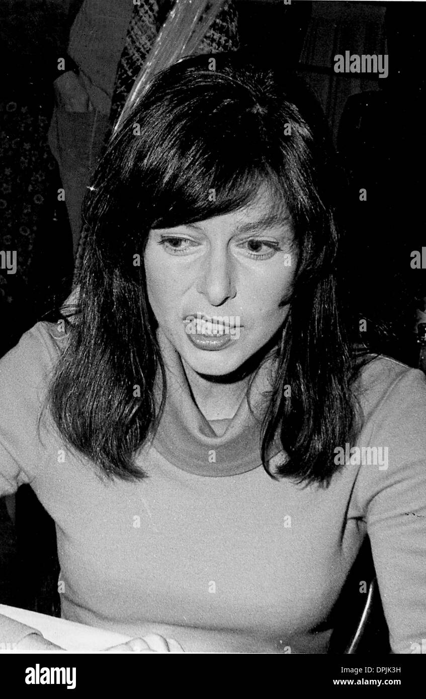 Elaine may hi-res stock photography and images - Alamy