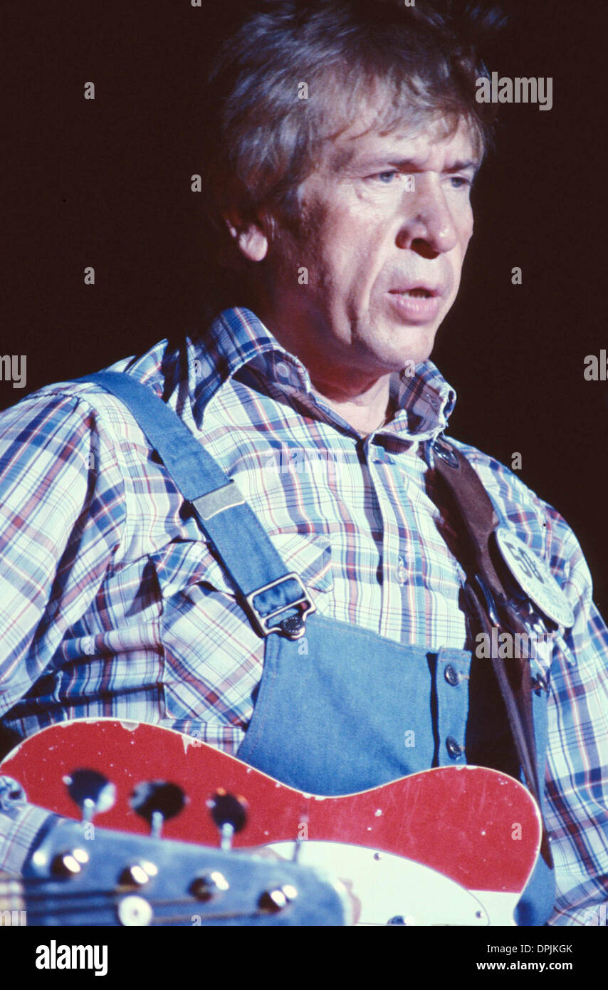 Buck owens hi-res stock photography and images - Alamy