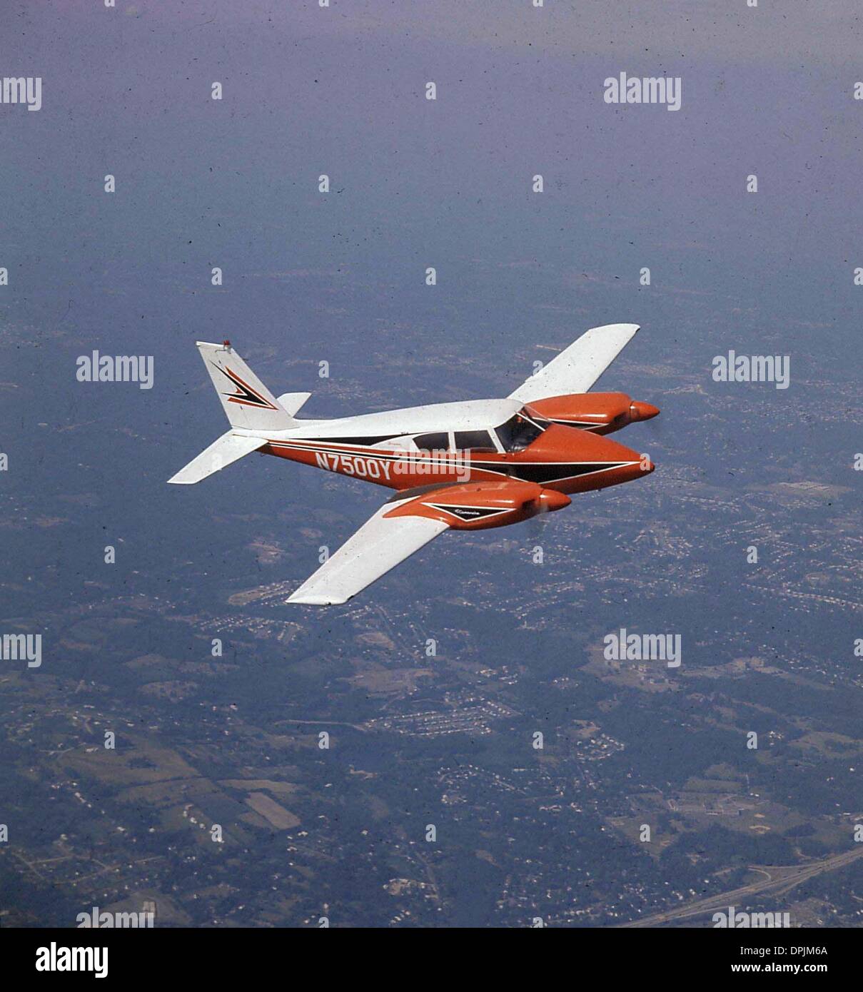 Twin comanche hi-res stock photography and images - Alamy