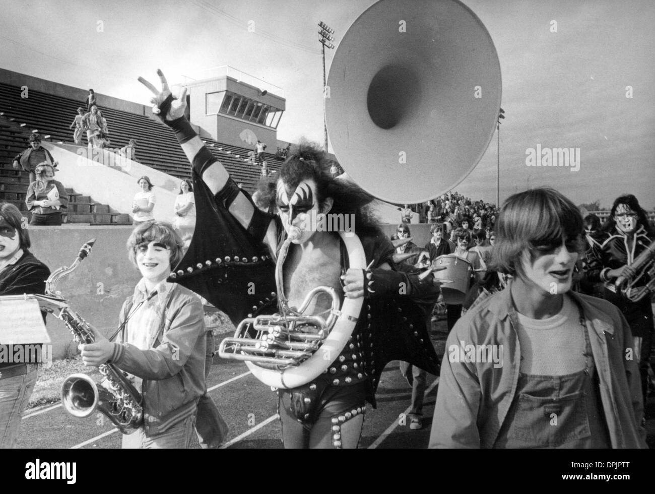 Mar. 13, 2006 - KISS FANS 1970'S. WARING ABBOTT-(Credit Image: © Globe ...