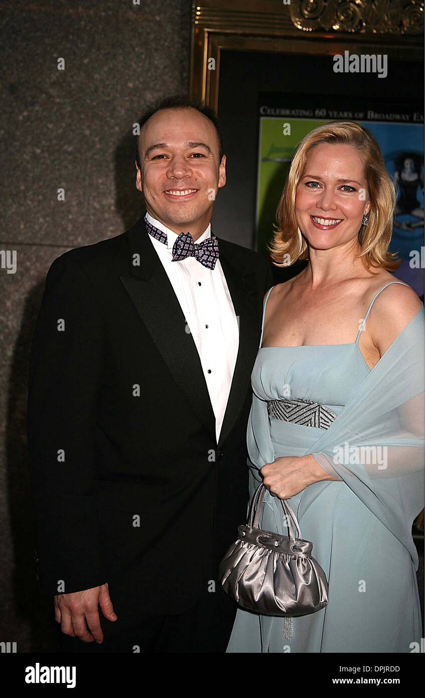 June 12, 2006 - K48282SMO1 60TH ANNUAL TONY AWARDS '' ARRIVALS '' AT ...