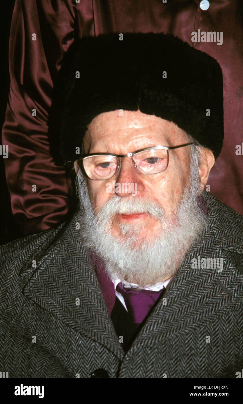 Follies broadway hi-res stock photography and images - Alamy