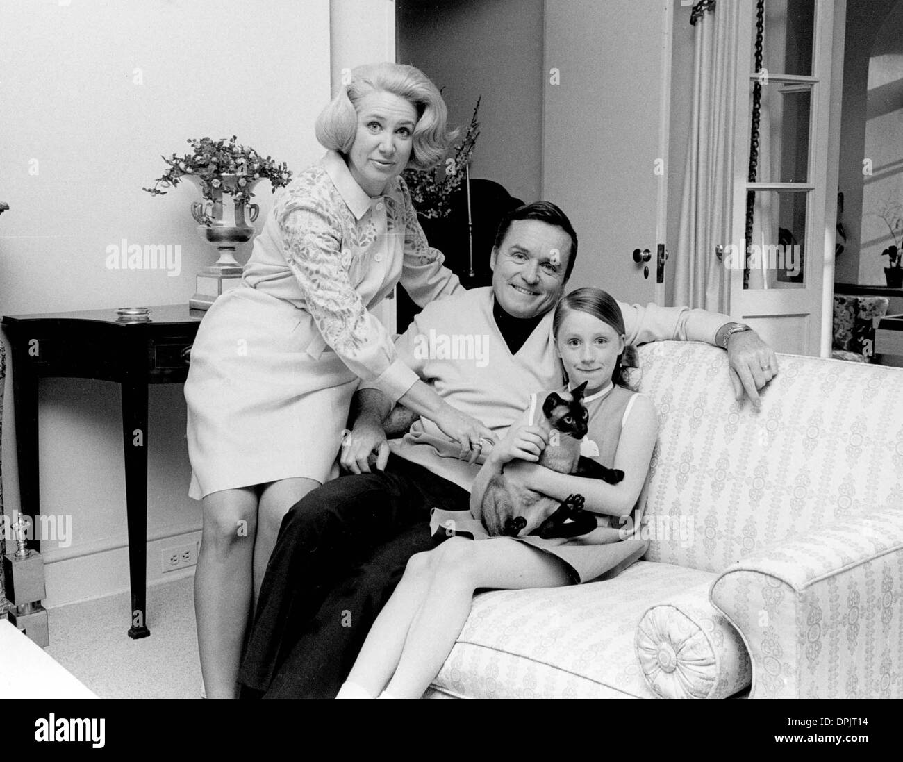 Aug. 14, 2006 - MIKE DOUGLAS WITH HIS WIFE GENEVIEVE PURNELL AND ...
