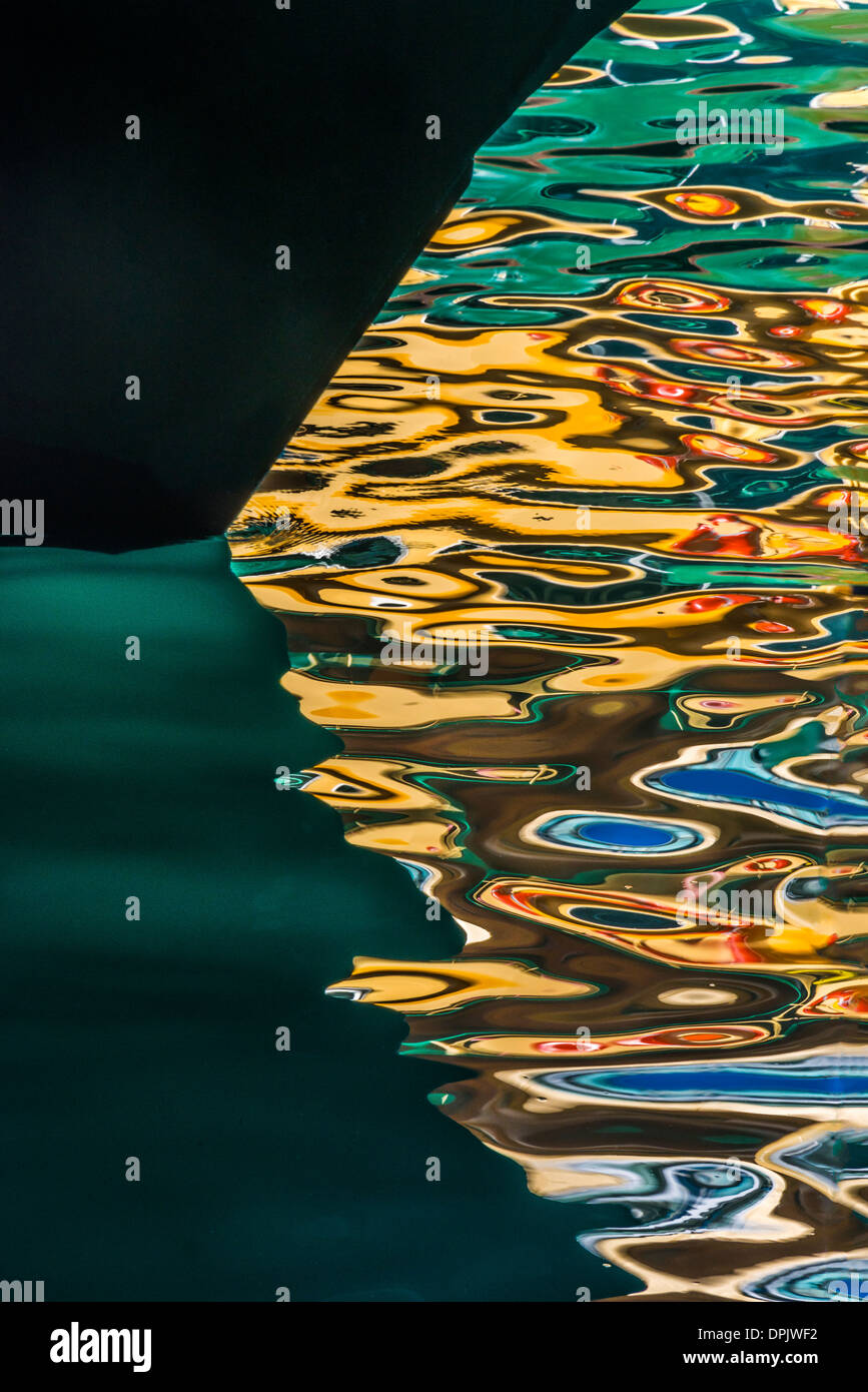 Light and water patterns hi-res stock photography and images - Alamy