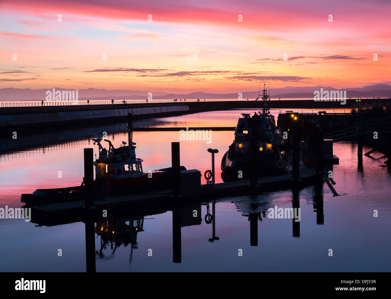 Boats protected by a breakwater hi-res stock photography and images - Alamy