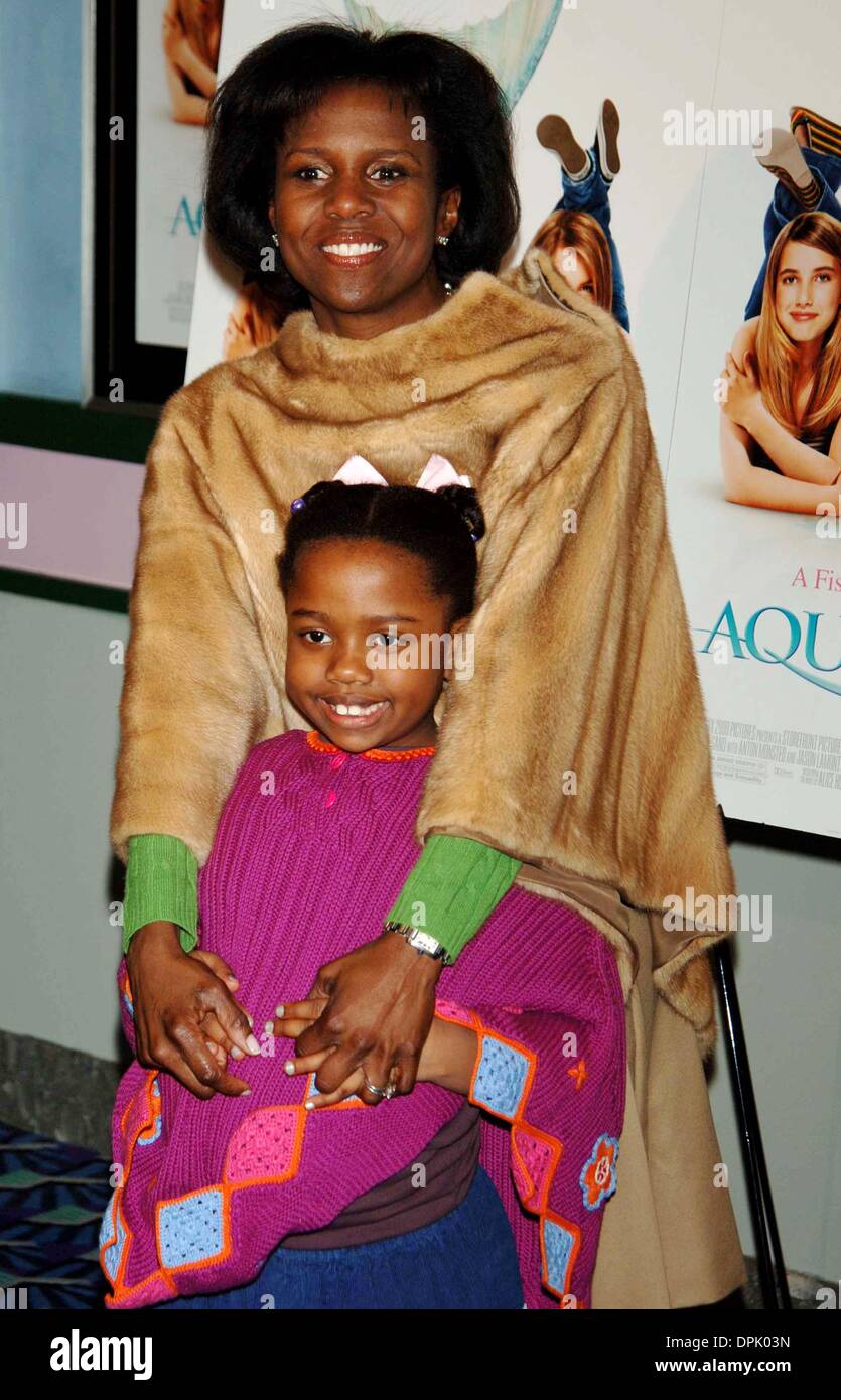 Feb. 25, 2006 - New York, NEW YORK - SARA PAXTON OF ''AQUAMARINE'' AT ...