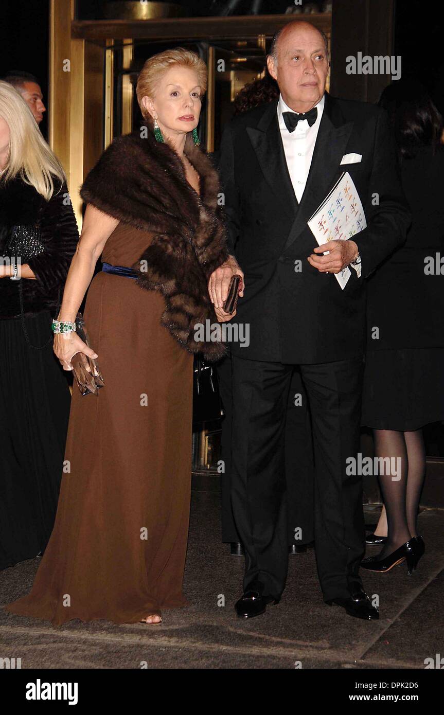 Oct. 27, 2006 - New York, new york - Night of 100 Stars Fashion Benefit ...