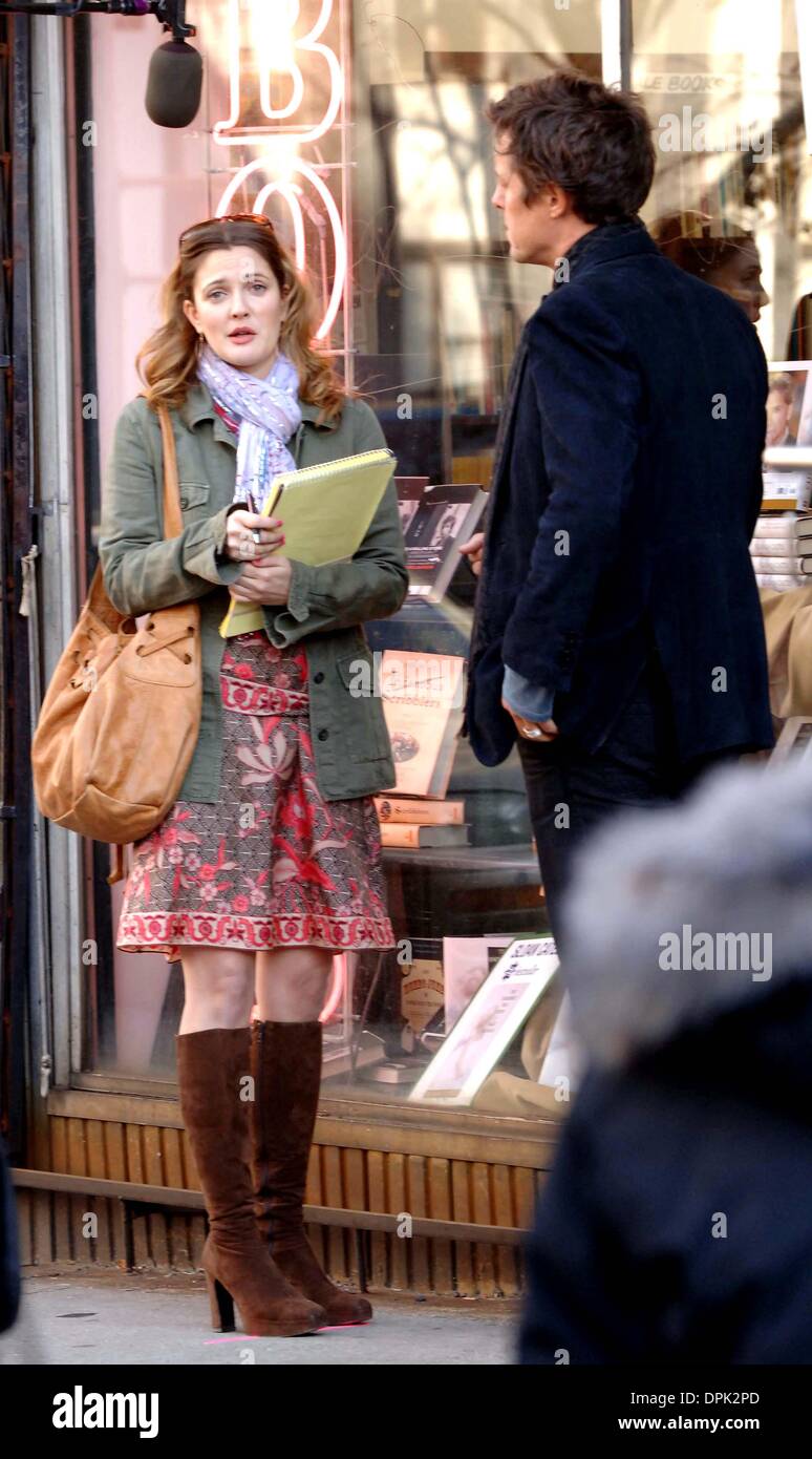 Dec. 6, 2006 - New York, New York, USA - Drew Barrymore and Hugh Grant ...