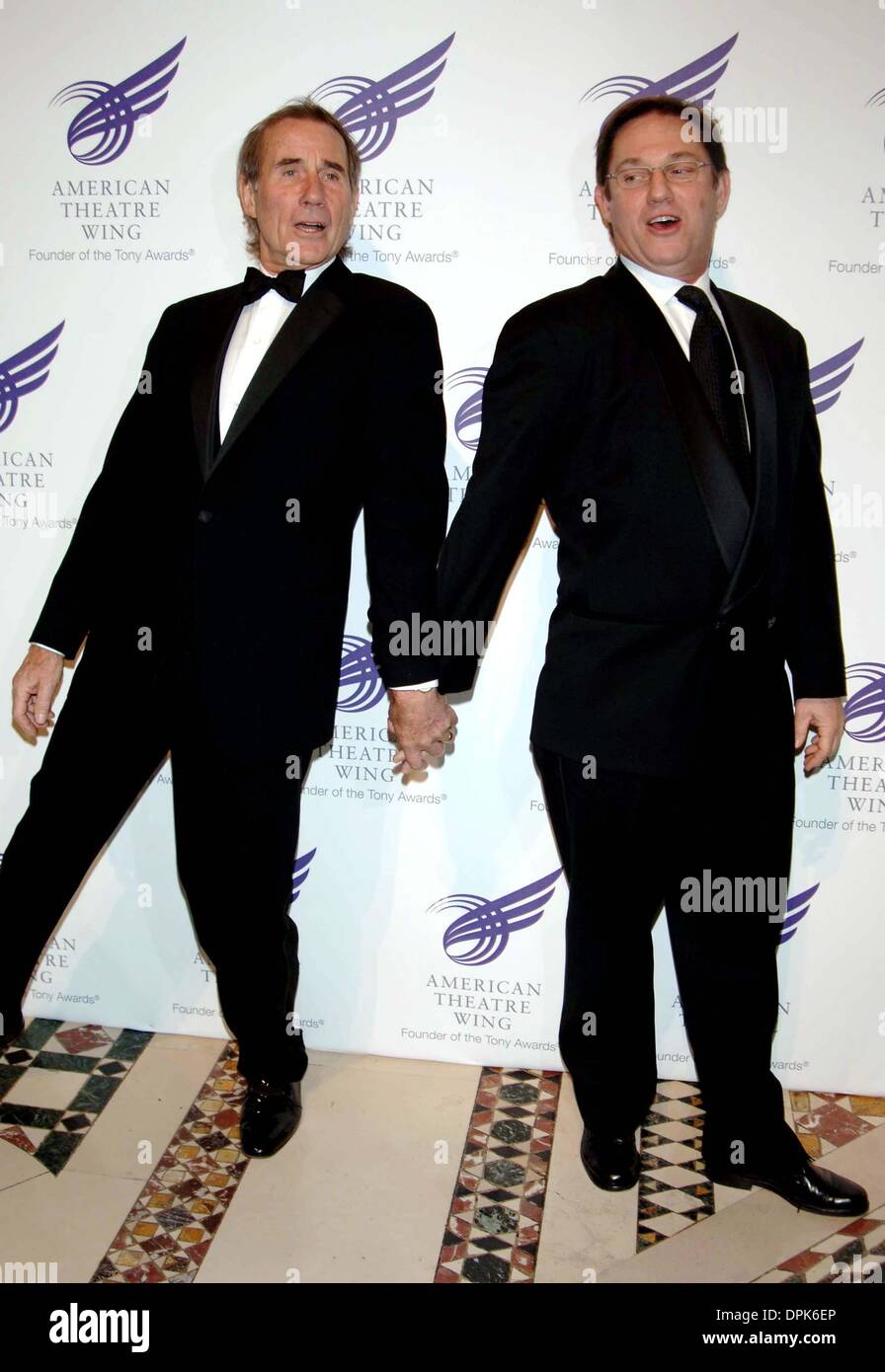 Apr. 11, 2006 - New York, New York, USA - K47475AR.AMERICAN THEATRE ...