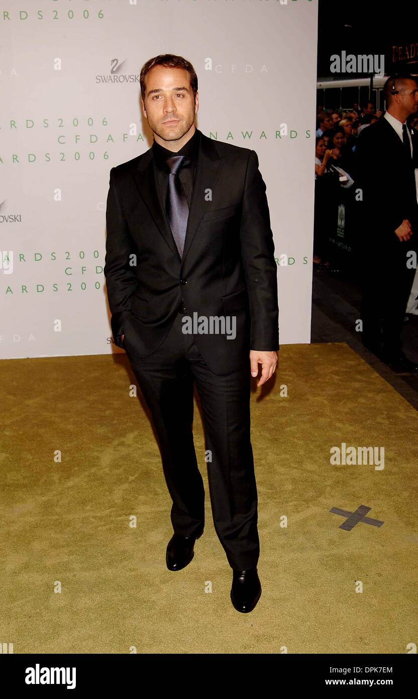 June 6, 2006 - New York, New York, USA - K48204AR.CFDA FASHION AWARDS ...