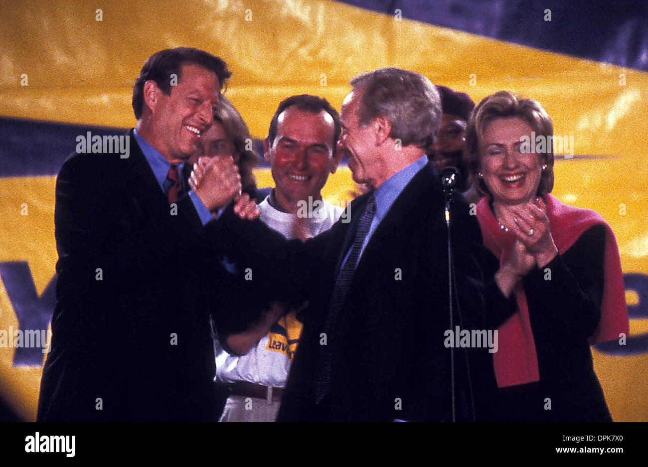 Al gore 2000 hi-res stock photography and images - Alamy