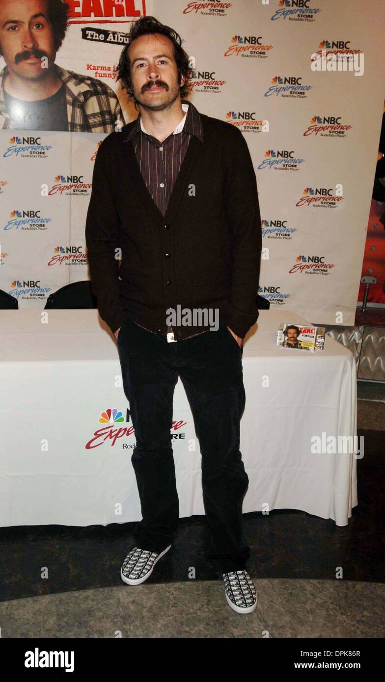 Ethan suplee my name is earl hi-res stock photography and images - Alamy