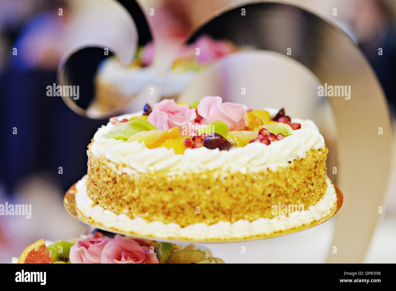 Cake at a party Stock Photo - Alamy