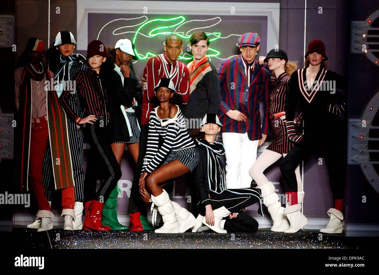 5 02 2006 hi-res stock photography and images - Alamy