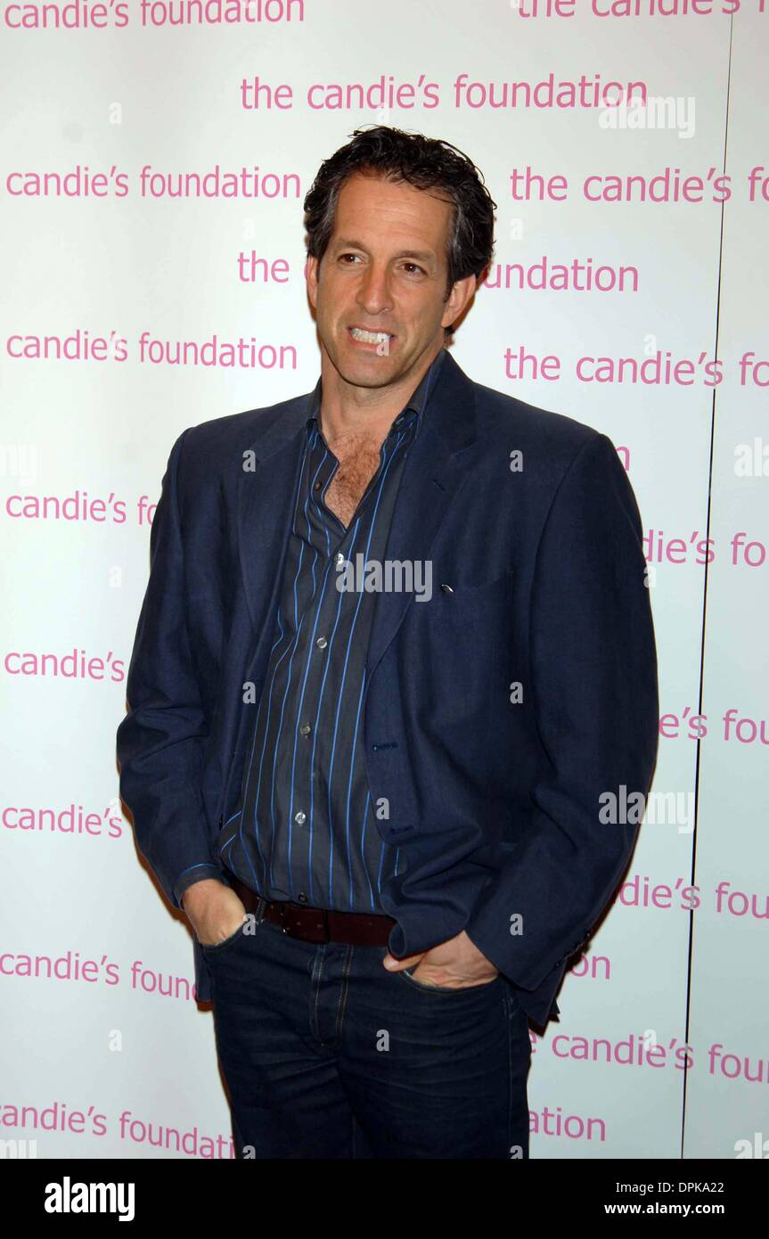May 10, 2006 - New York, New York, USA - K47785AR.THE CANDIE'S ...