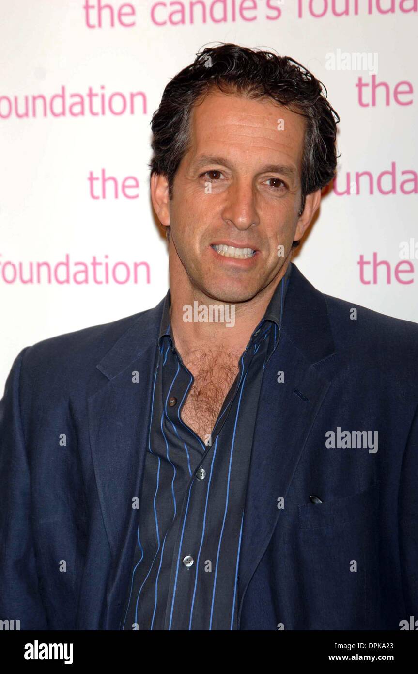 May 10, 2006 - New York, New York, USA - K47785AR.THE CANDIE'S ...