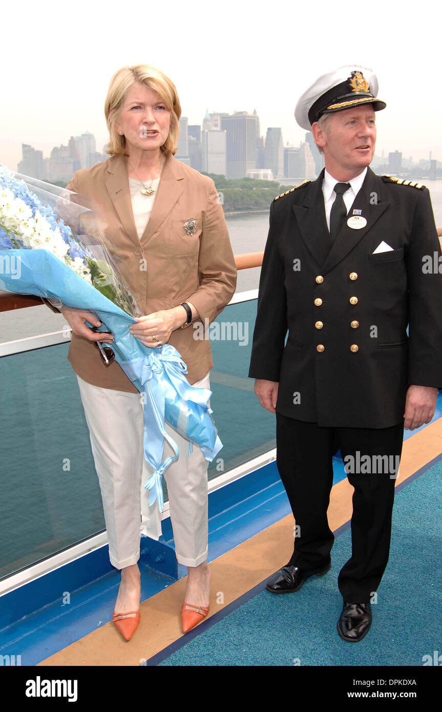 June 14, 2006 - New York, New York, USA - Crown Princess's newest ...