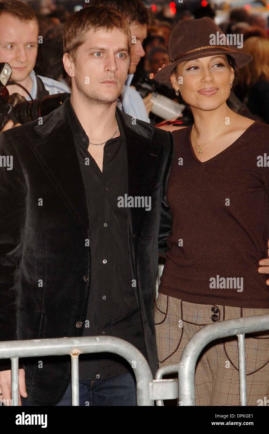 Rob thomas and wife hi-res stock photography and images - Alamy